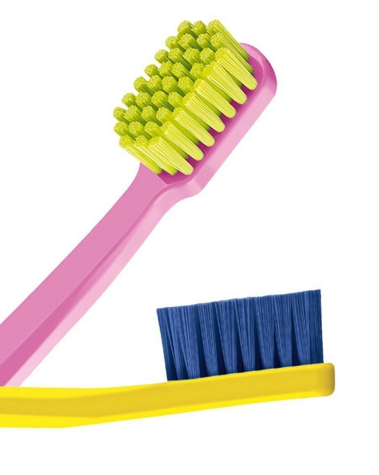 Best Toothbrush for Bleeding Gums | Smile Stories